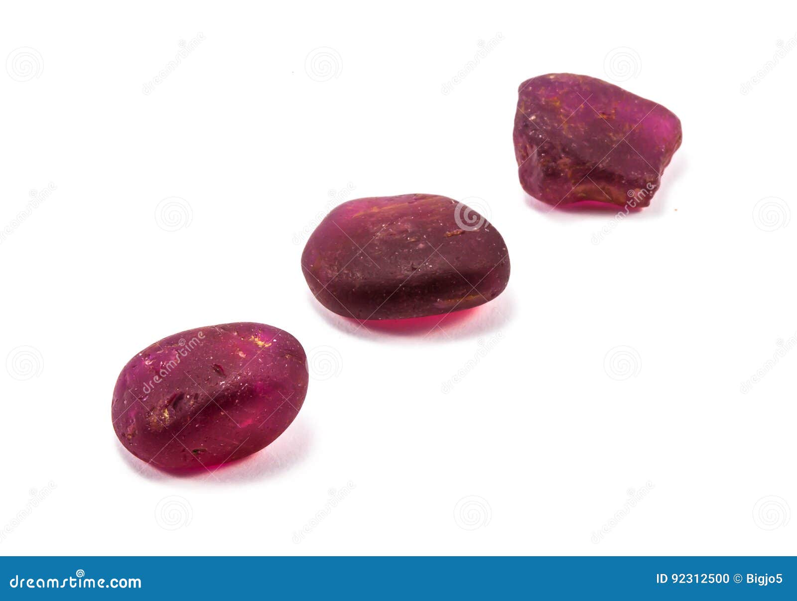 Pile Of Raw Ruby Red Color Thai Sangyod Rice Or Sangyod Muang ...