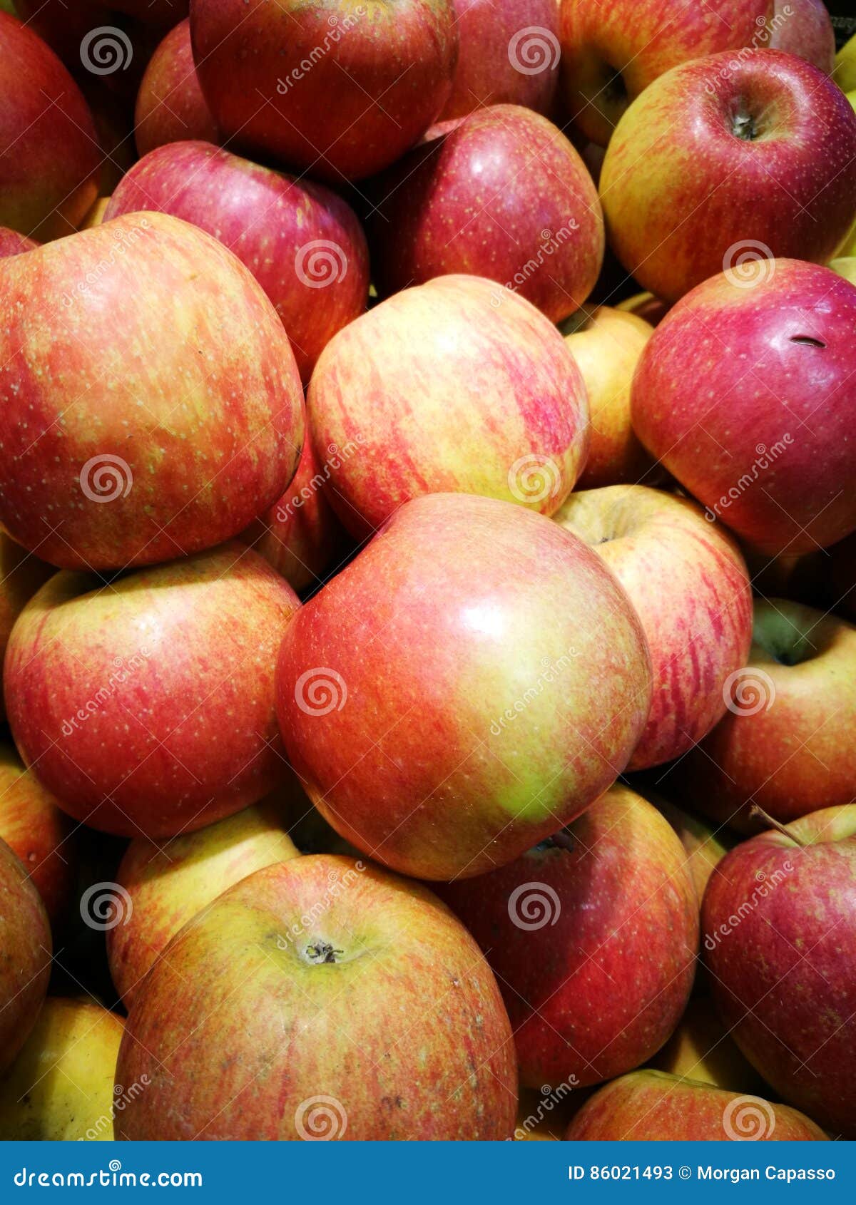 Pile of red apples stock image. Image of details, background - 86021493