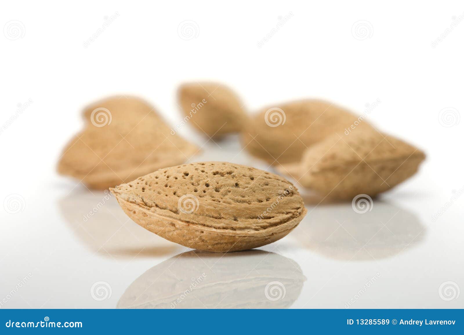 Pile of ripe crude almonds stock image. Image of healthy - 13285589