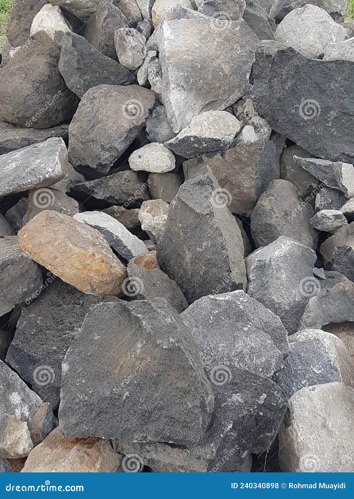 Pile of River Stones for Building Construction Stock Photo - Image of ...