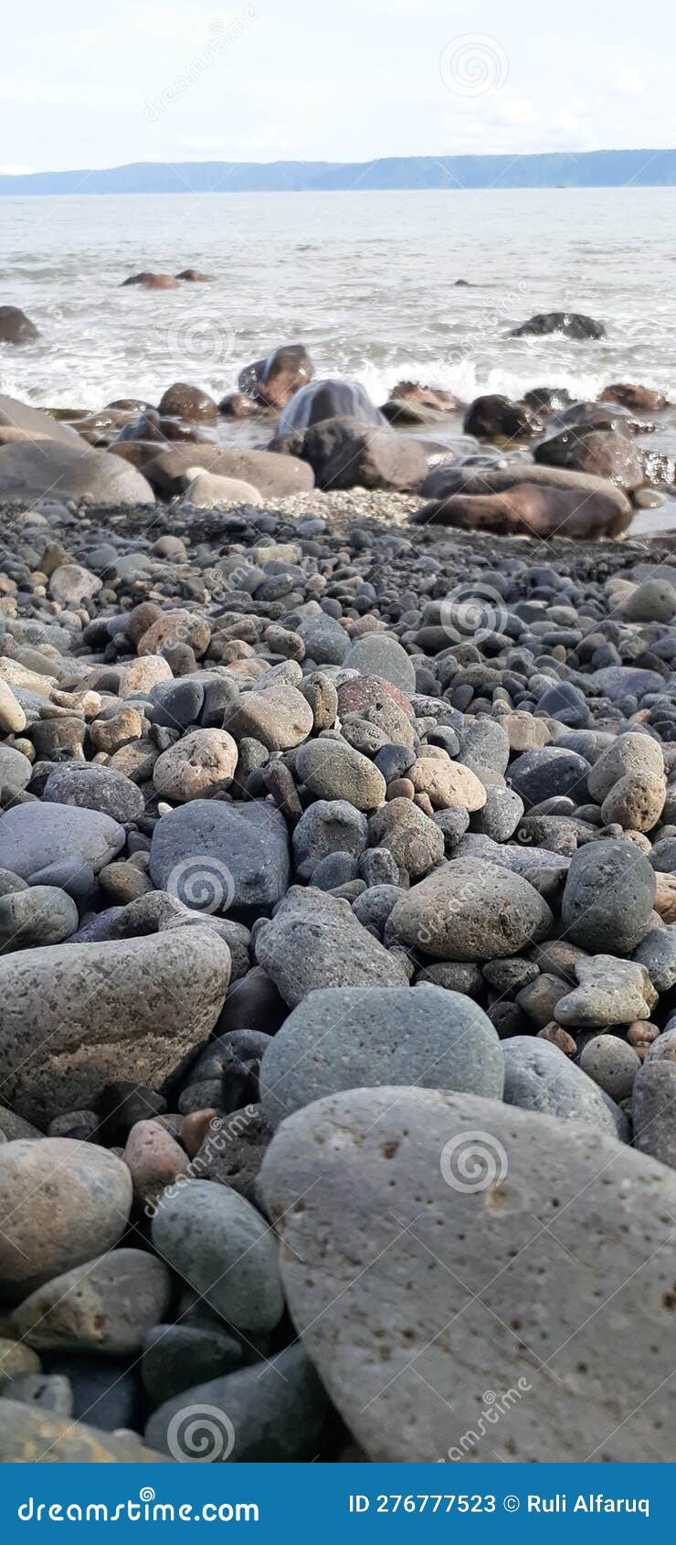 Pile of Small Rocks on the Beach Stock Image - Image of bedrock, coast ...