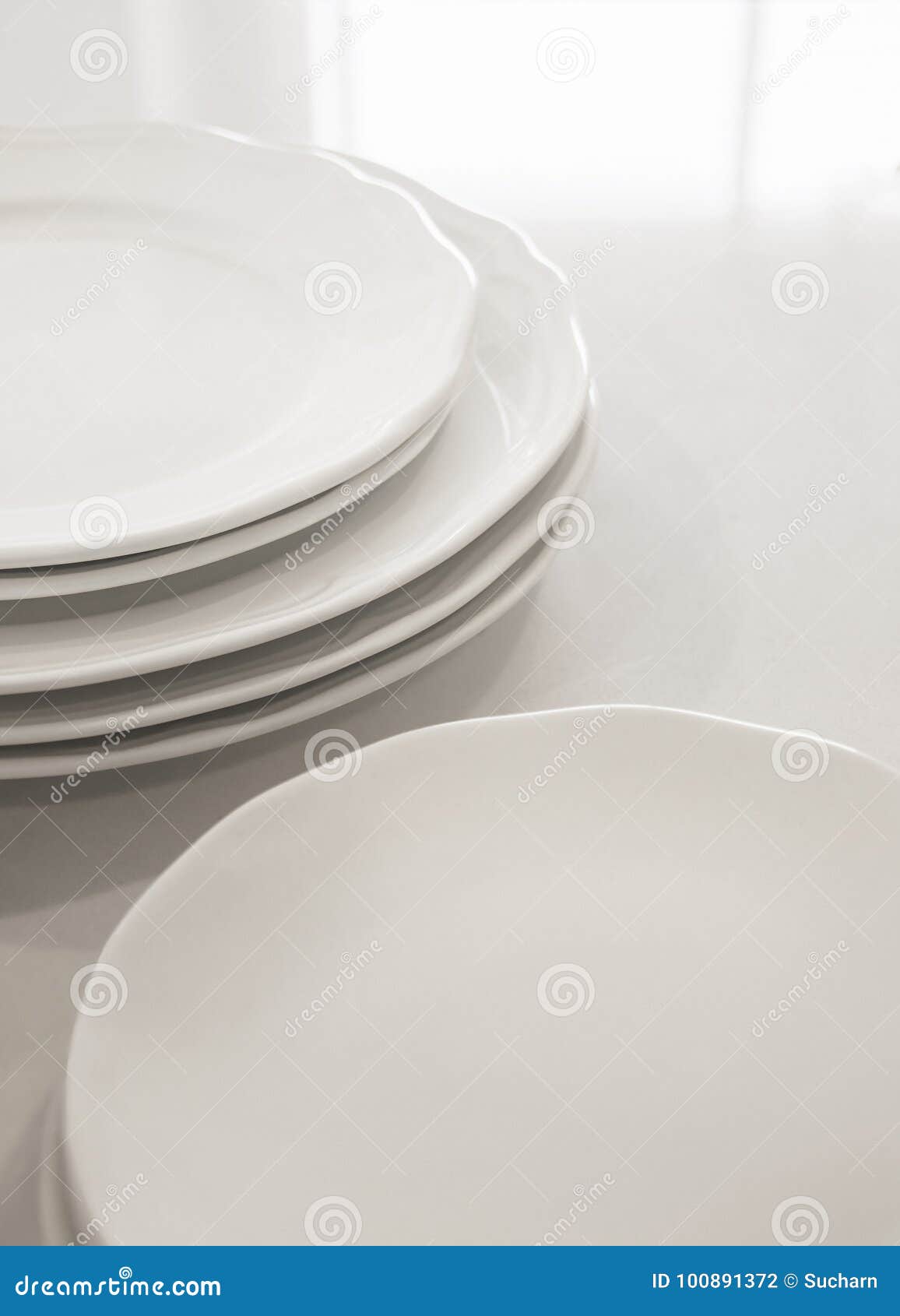 Pile of white plate. stock photo. Image of utensil, restaurant - 100891372
