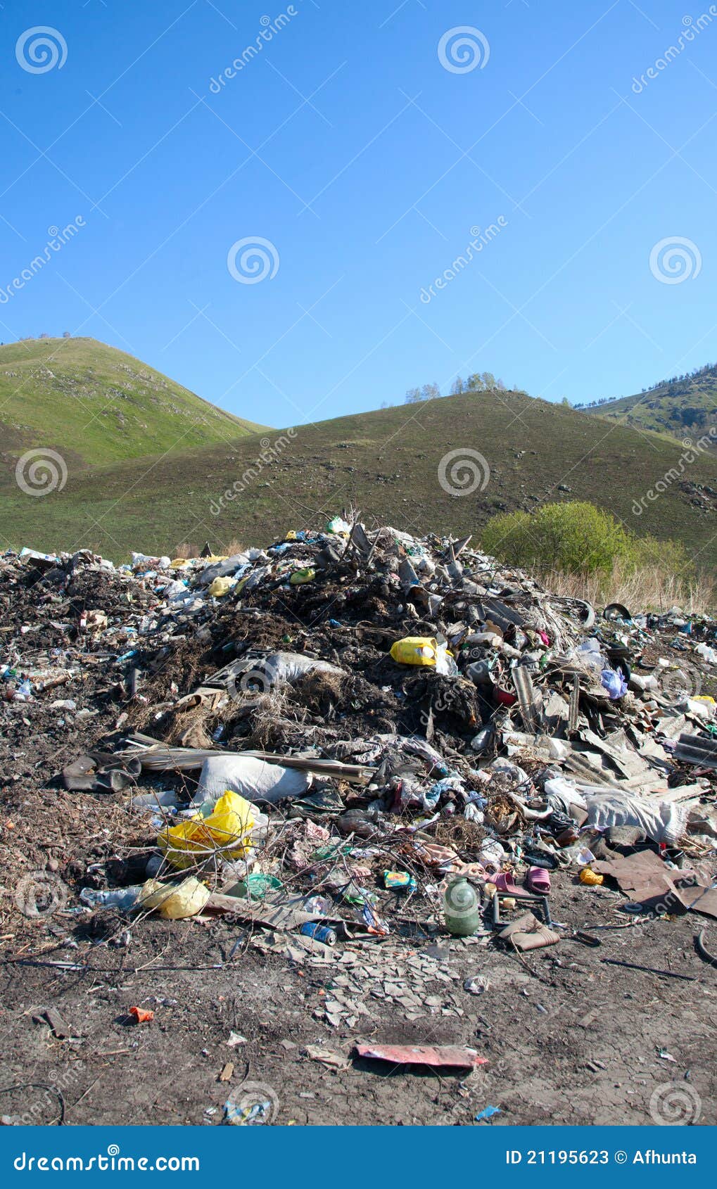 Piles of garbage stock image. Image of chaos, nature - 21195623