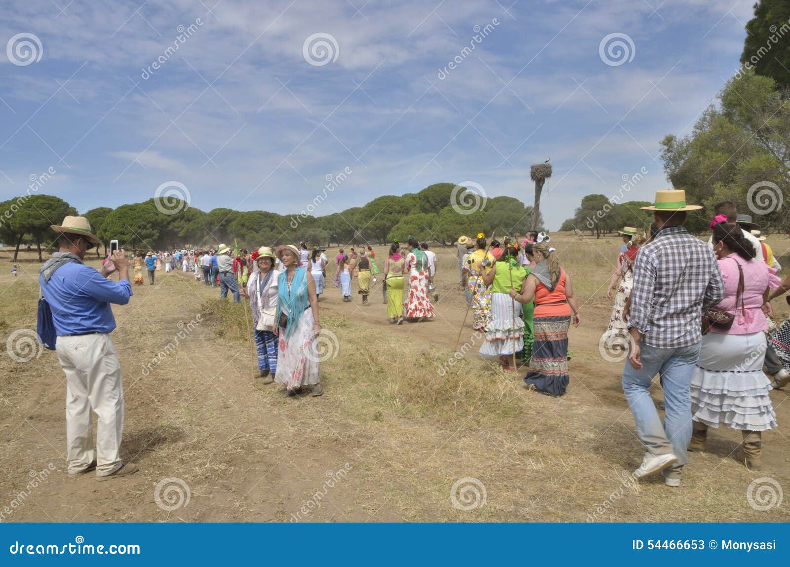 Pilger, Die Zu EL Rocio Wlaking Sind Redaktionelles Stockfoto - Bild ...