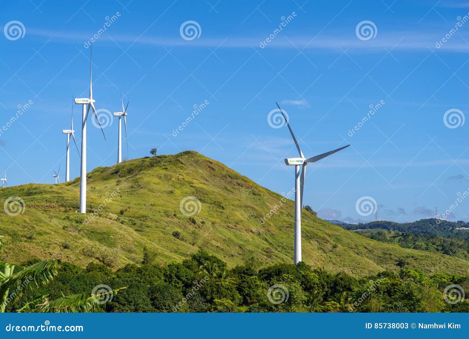 PILILLA WIND FARM, Rizal editorial stock photo. Image of turbine - 85738003