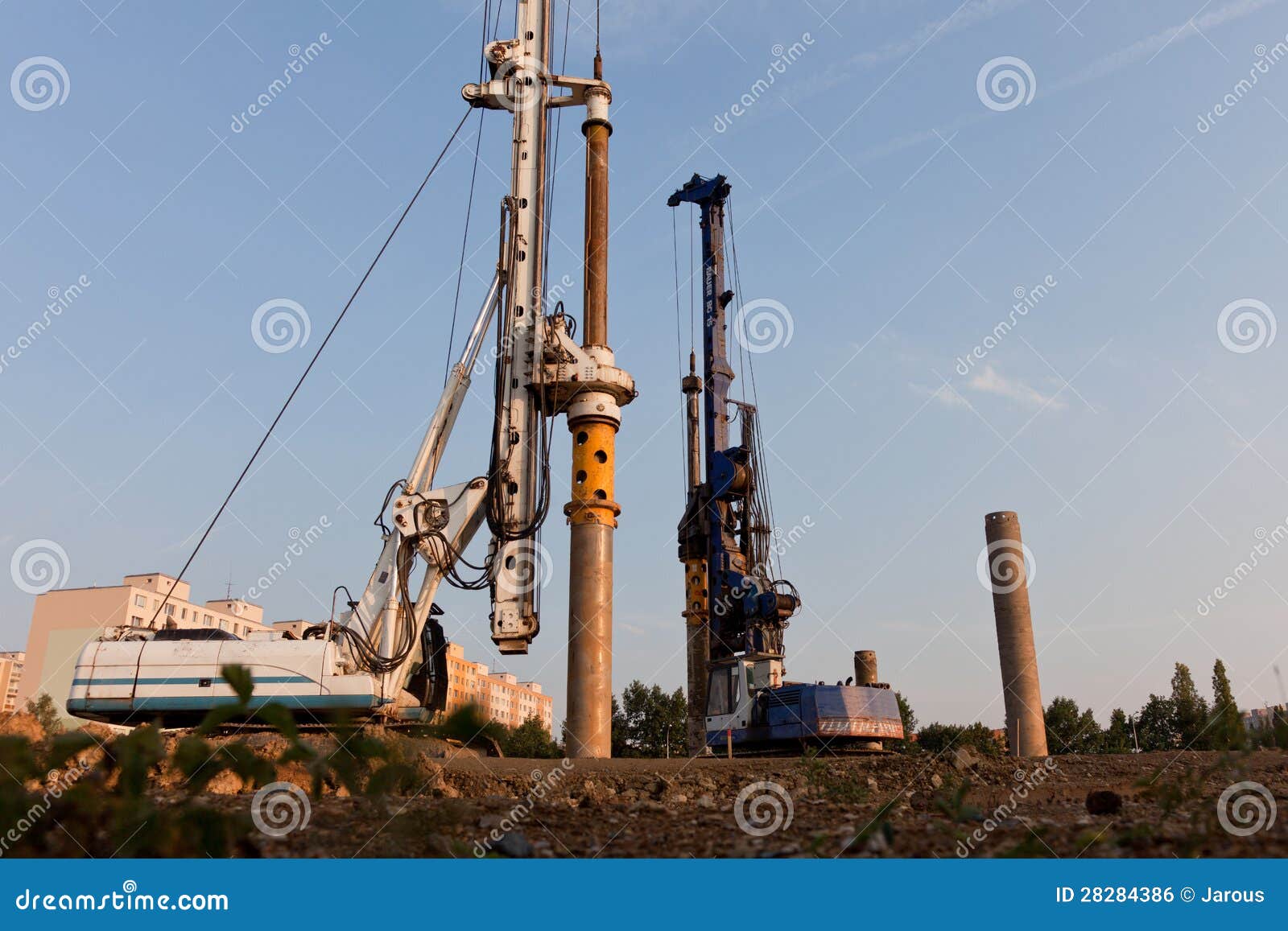 Piling machine stock photo. Image of industrial, assembly - 28284386