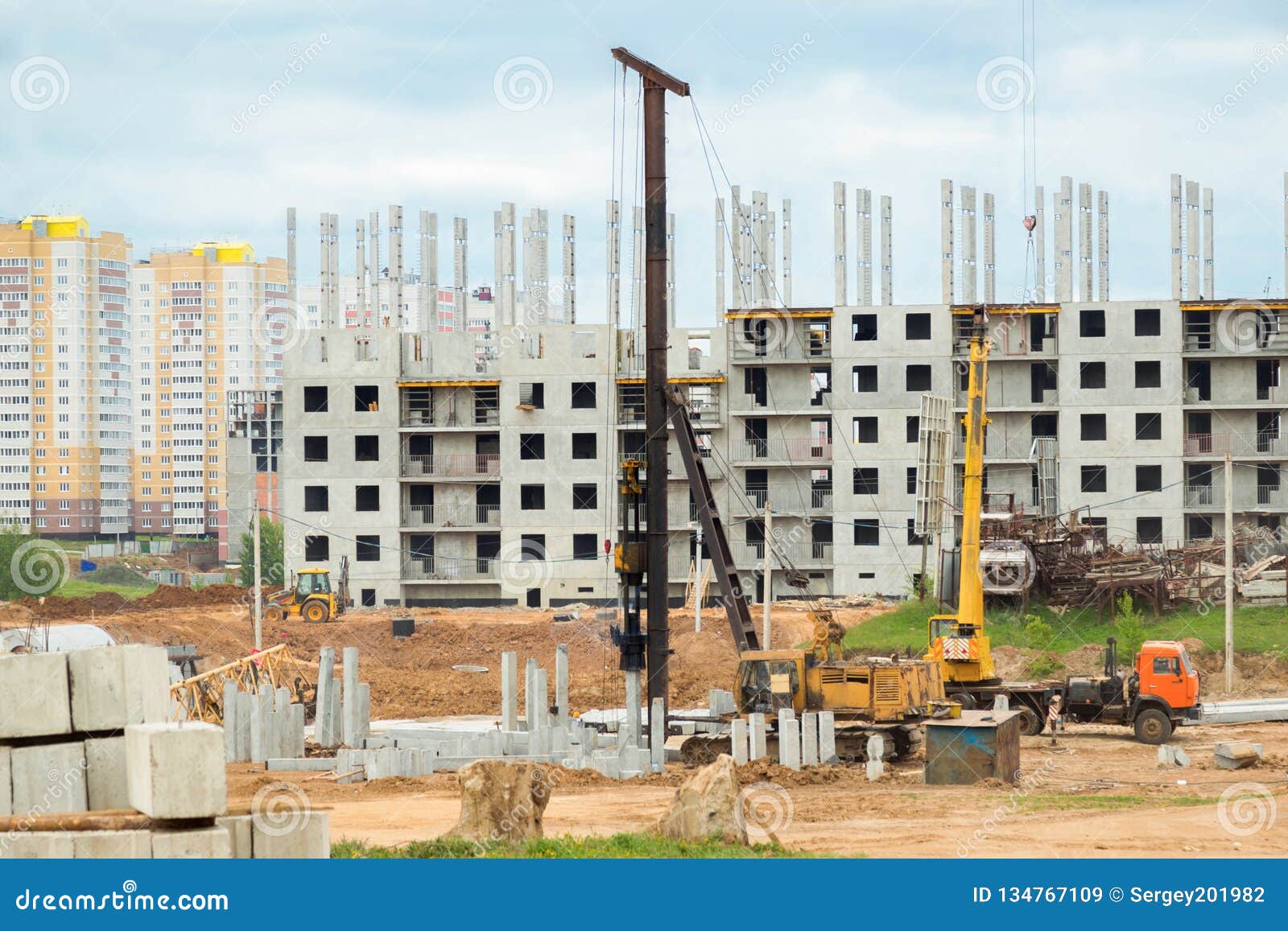 The Piling Machine Hammers Piles Stock Image - Image of house ...