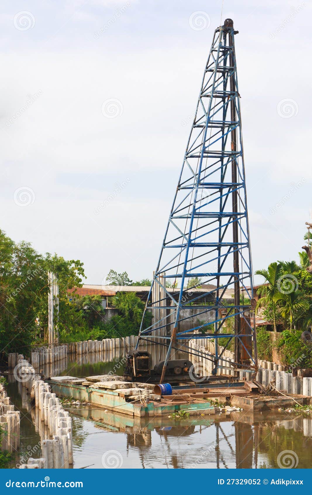 Piling rig stock photo. Image of drill, petroleum, exploration - 27329052