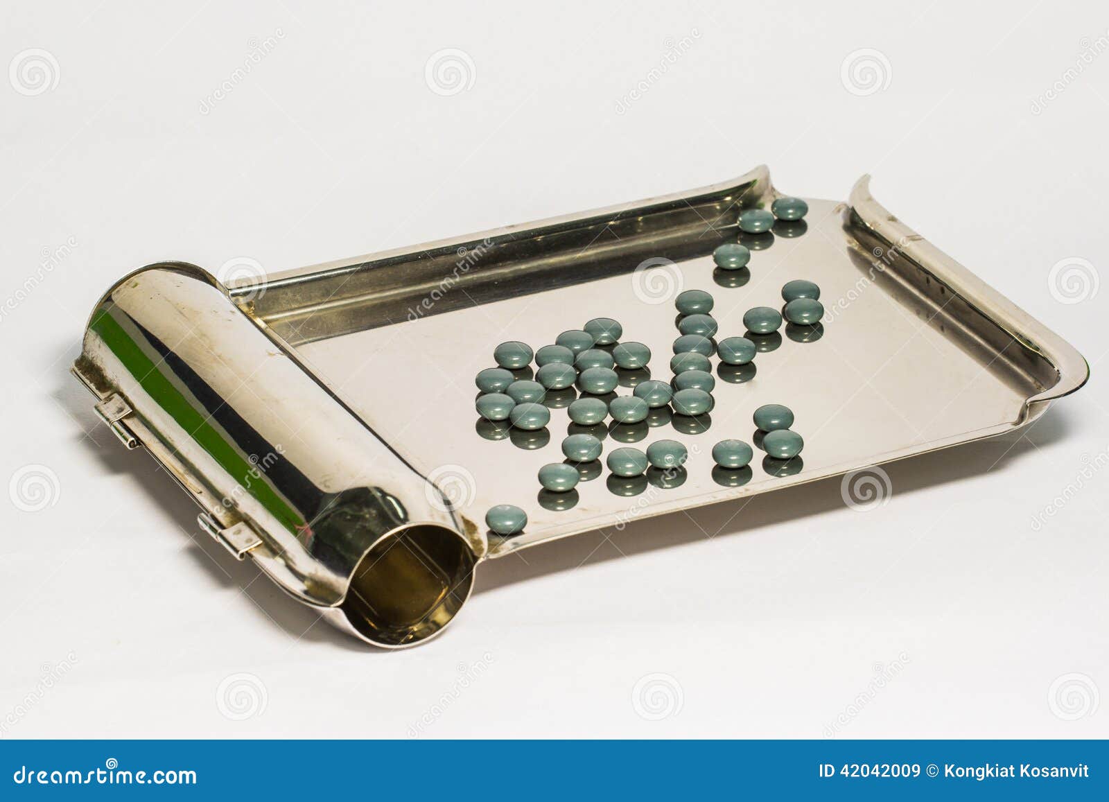 Pill counting tray stock image. Image of tray, profession - 42042009