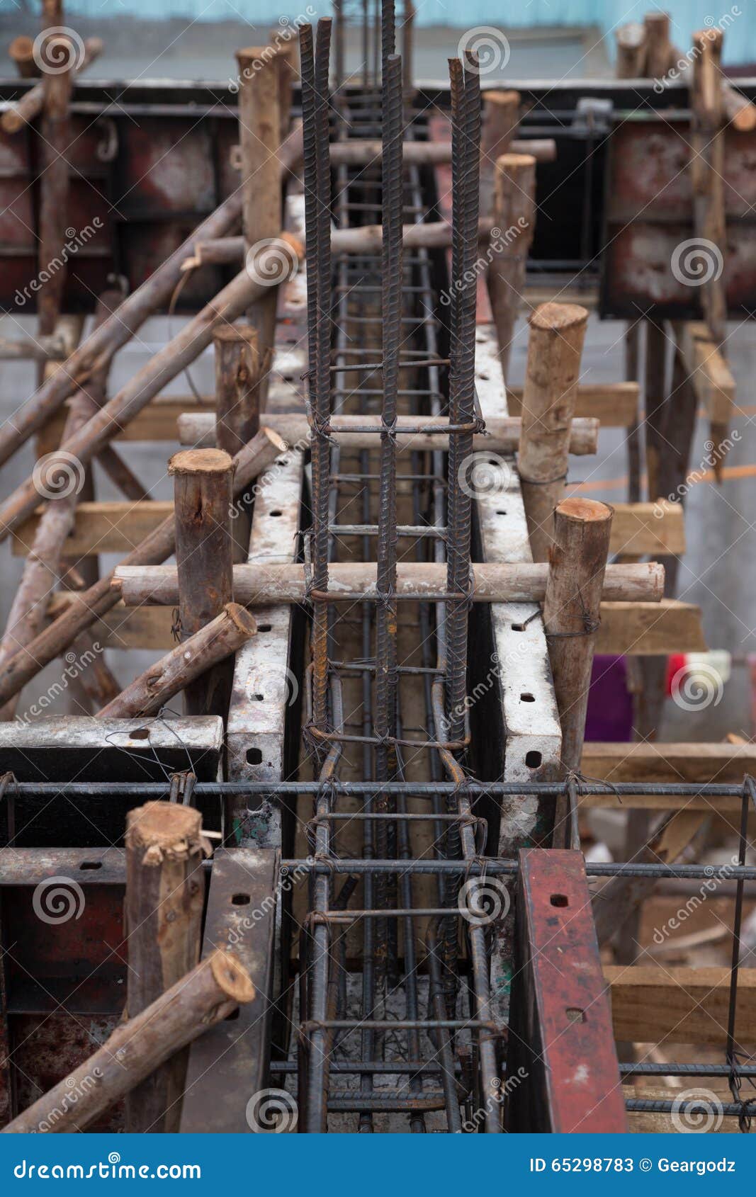 Pillar and Beam Being Constructed Stock Image - Image of outdoor ...