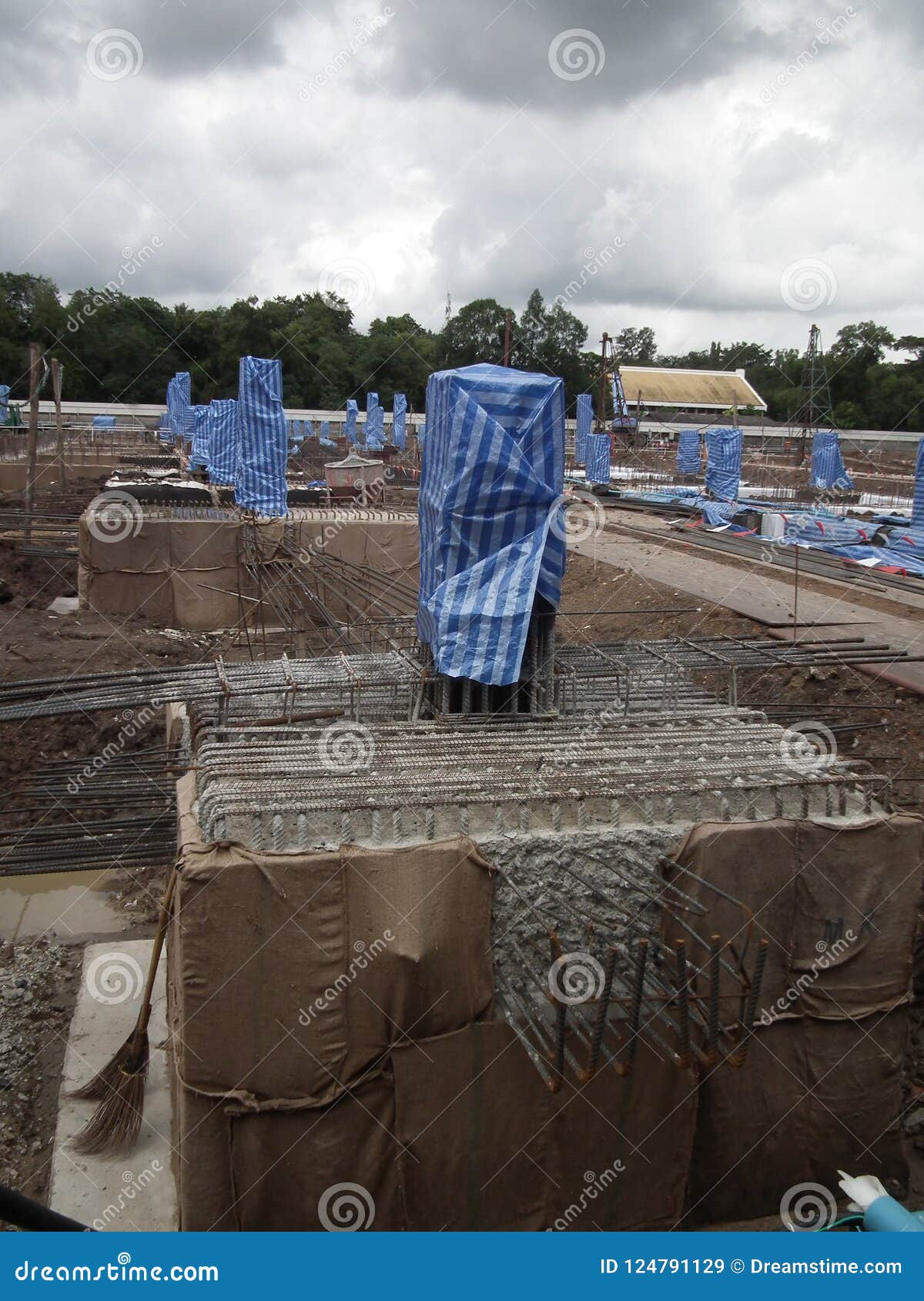 Dirty Foundation Pillar In Pit Before Making Joint Concrete For ...
