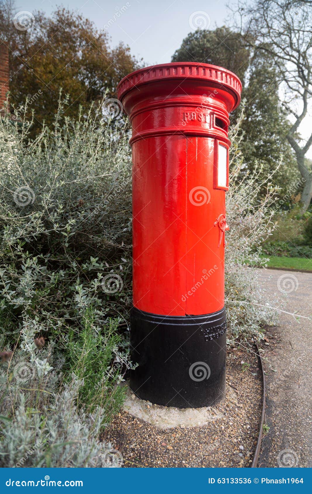 Pillar box red post box stock photo. Image of circle - 63133536