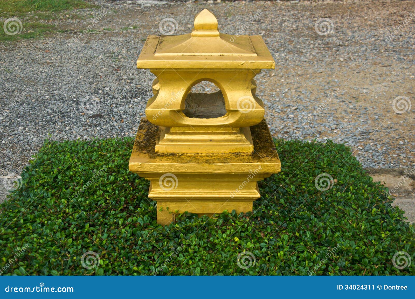 Pillar gold stock image. Image of thailand, pillar, asian - 34024311