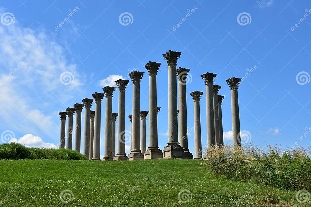 Pillar Monument on a Beautiful Spring Day Editorial Photo - Image of ...