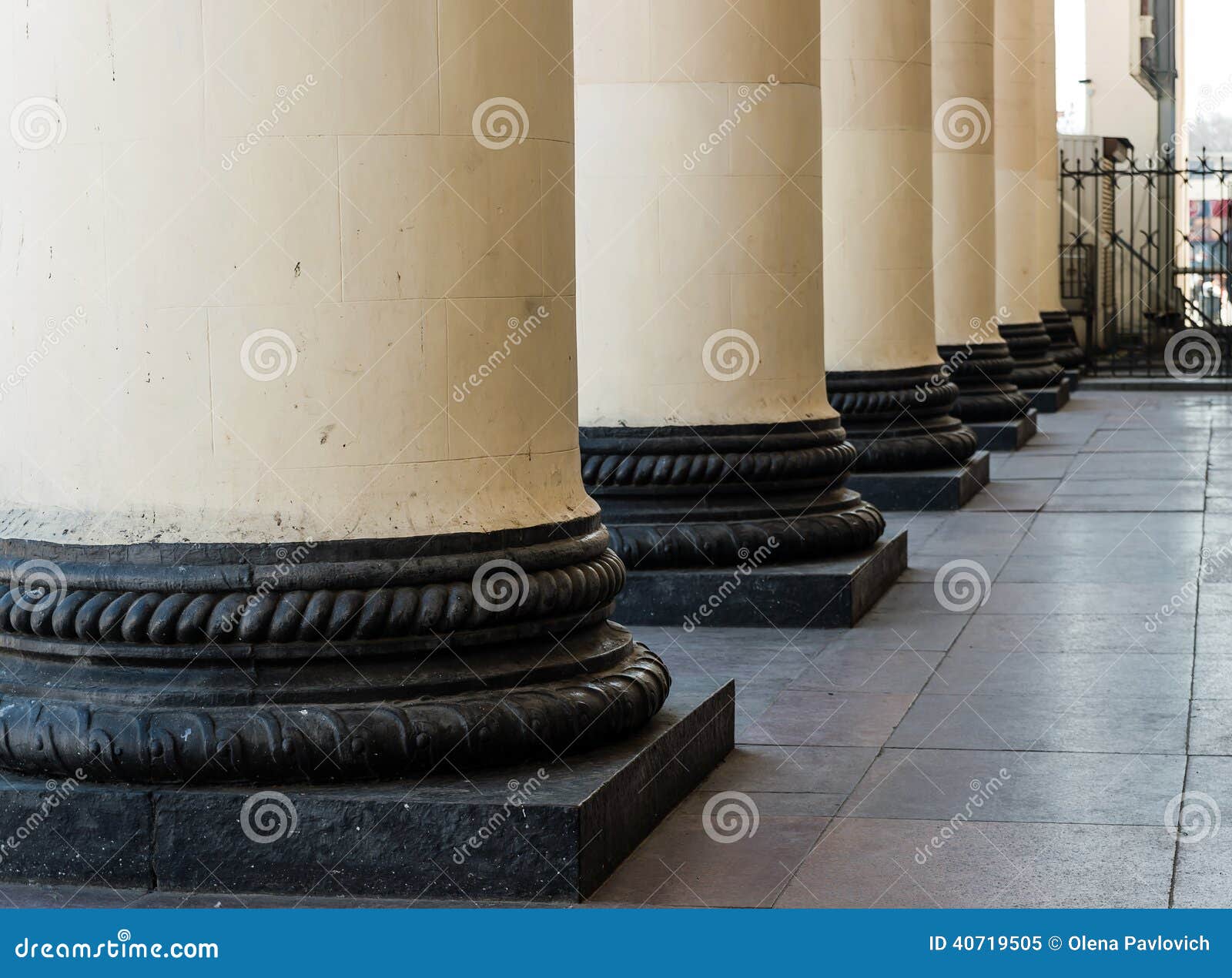 Neoclassical Pillars Railway Station Stock Photos - Free & Royalty-Free ...