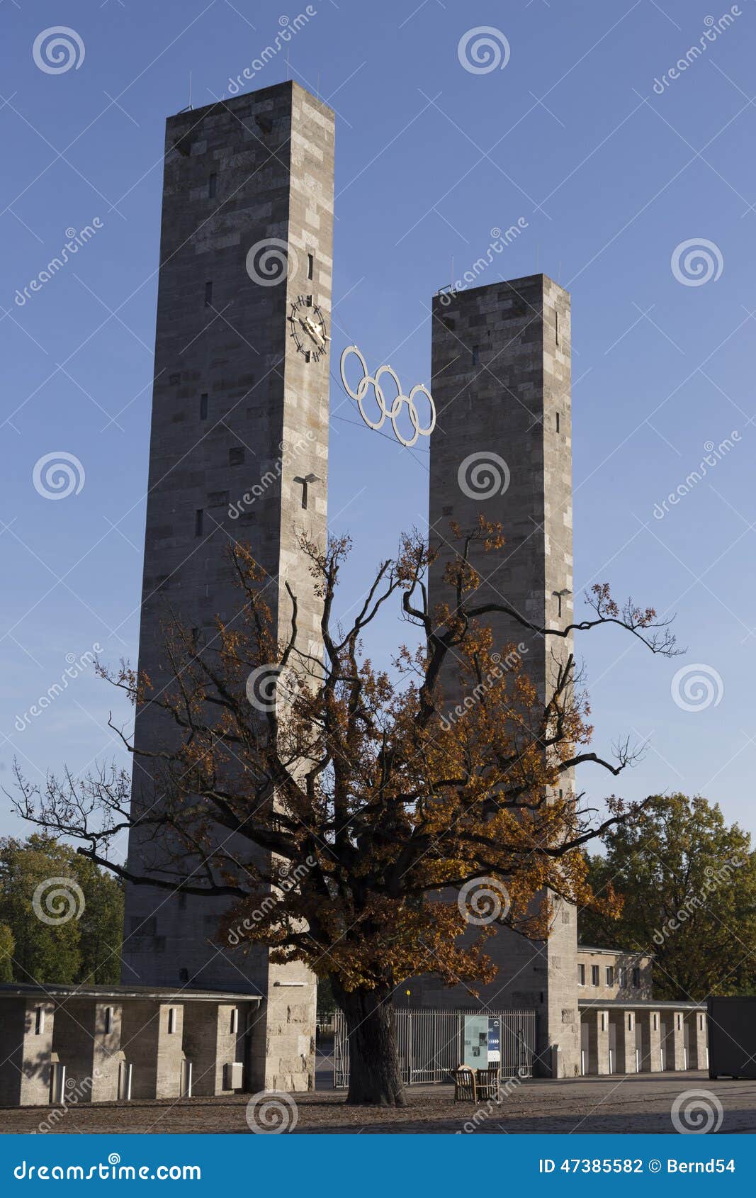 Pillars of the Olympic Stadium Editorial Photography - Image of rings ...