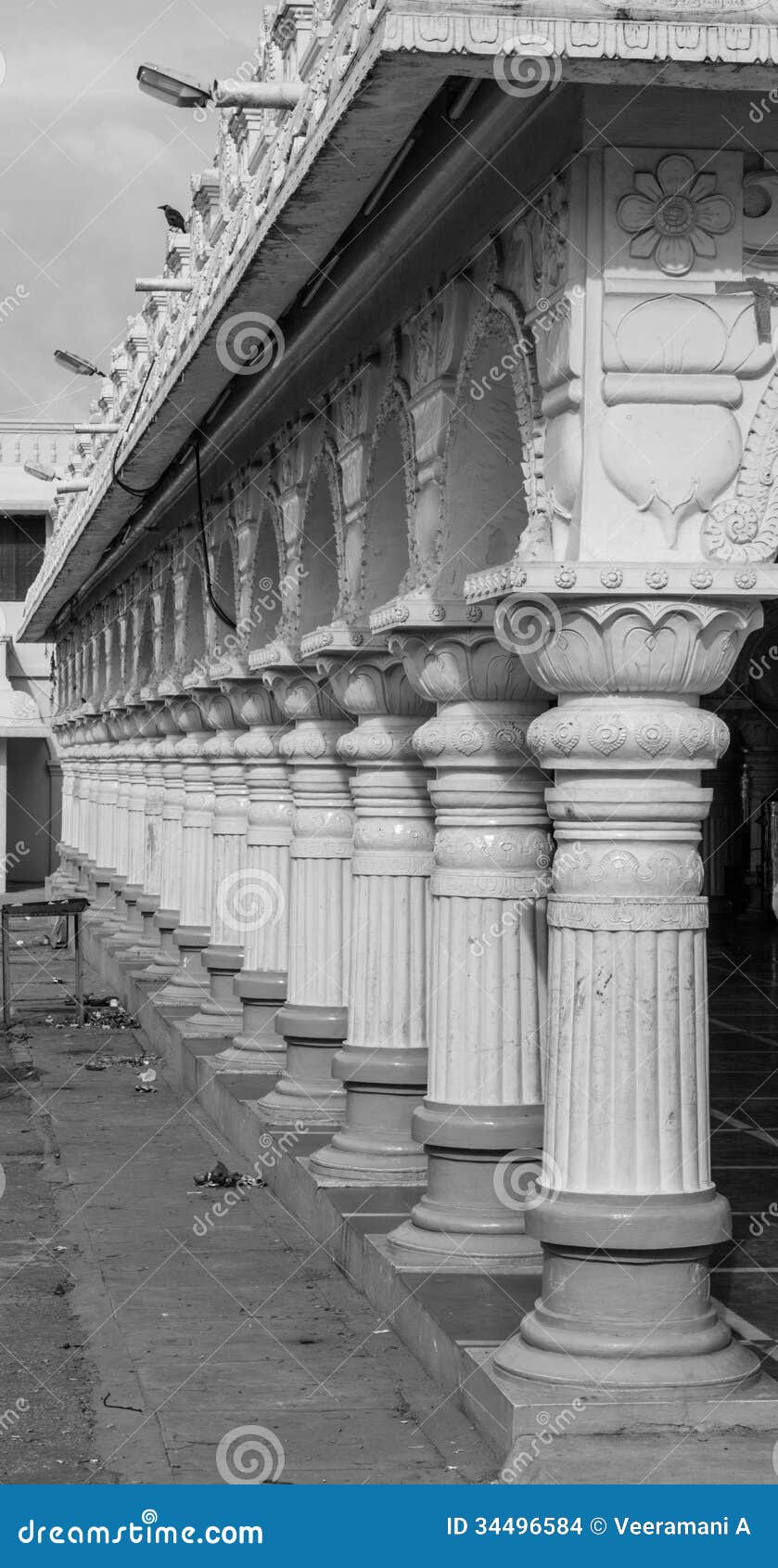 Marriage Hall Pillars in Perspective Stock Photo - Image of indian ...