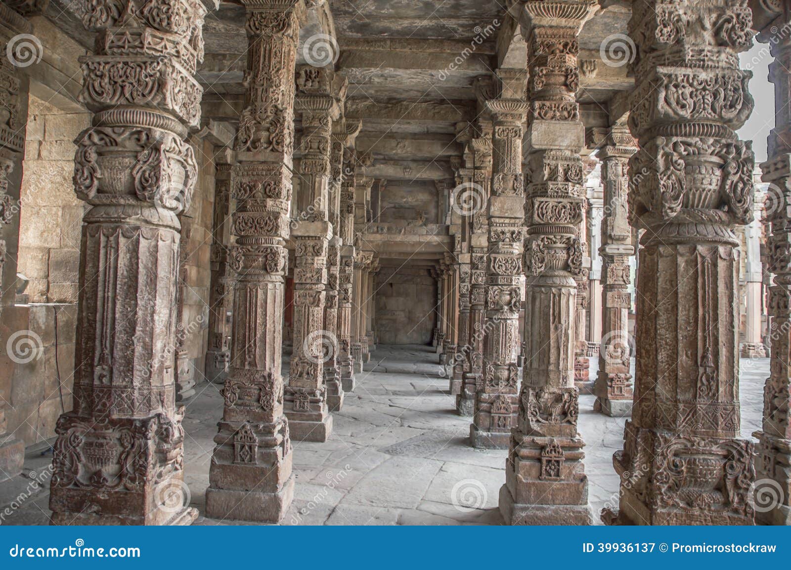 Pillars in qutub complex stock image. Image of monument - 39936137