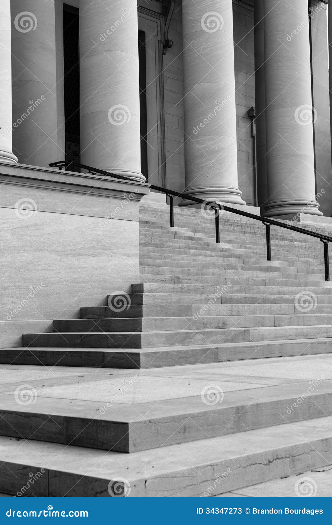 Pillars and Steps stock image. Image of greek, courthouse - 34347273