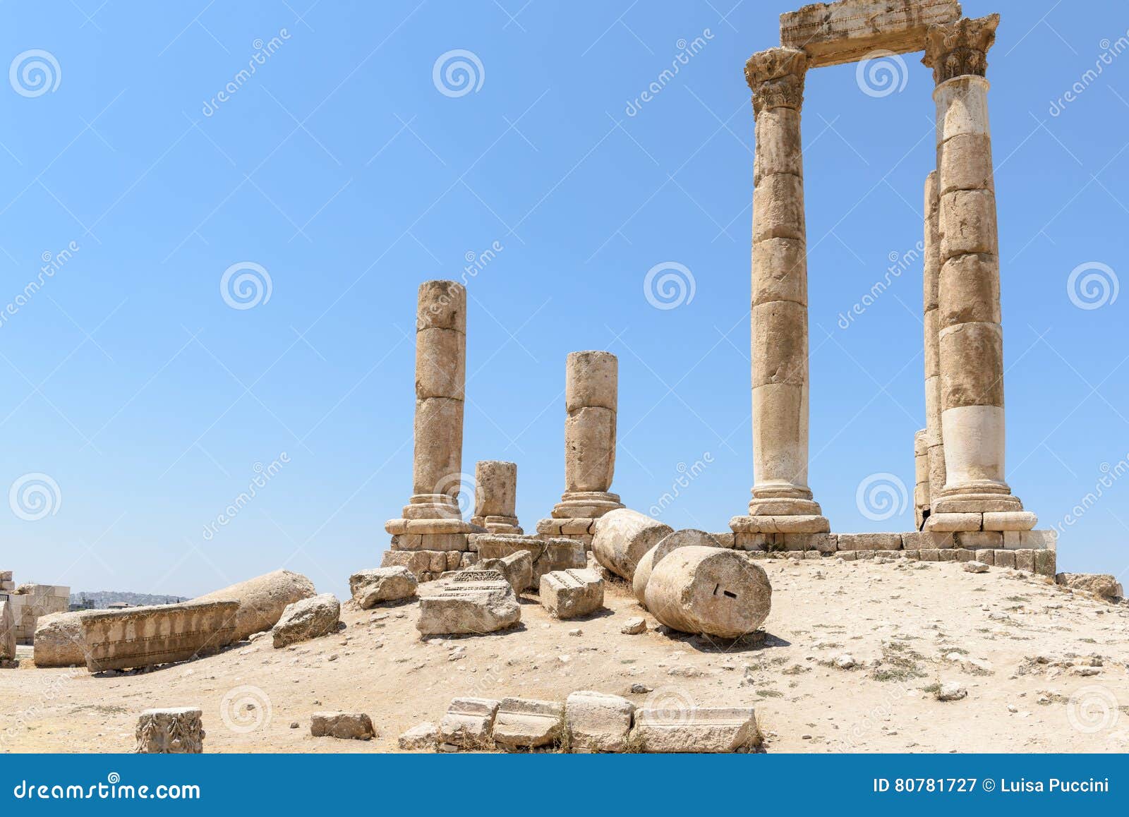 The Pillars of the Temple of Hercules in Amman Stock Image - Image of ...