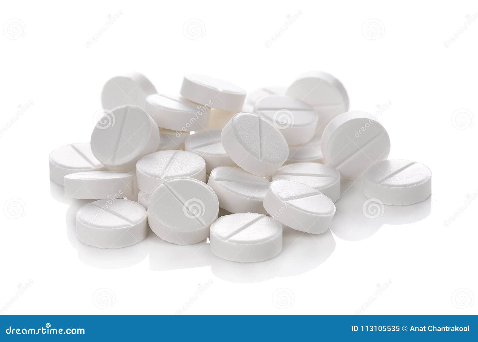 Pillen stock afbeelding. Image of aspirine, geneeskunde - 113105535