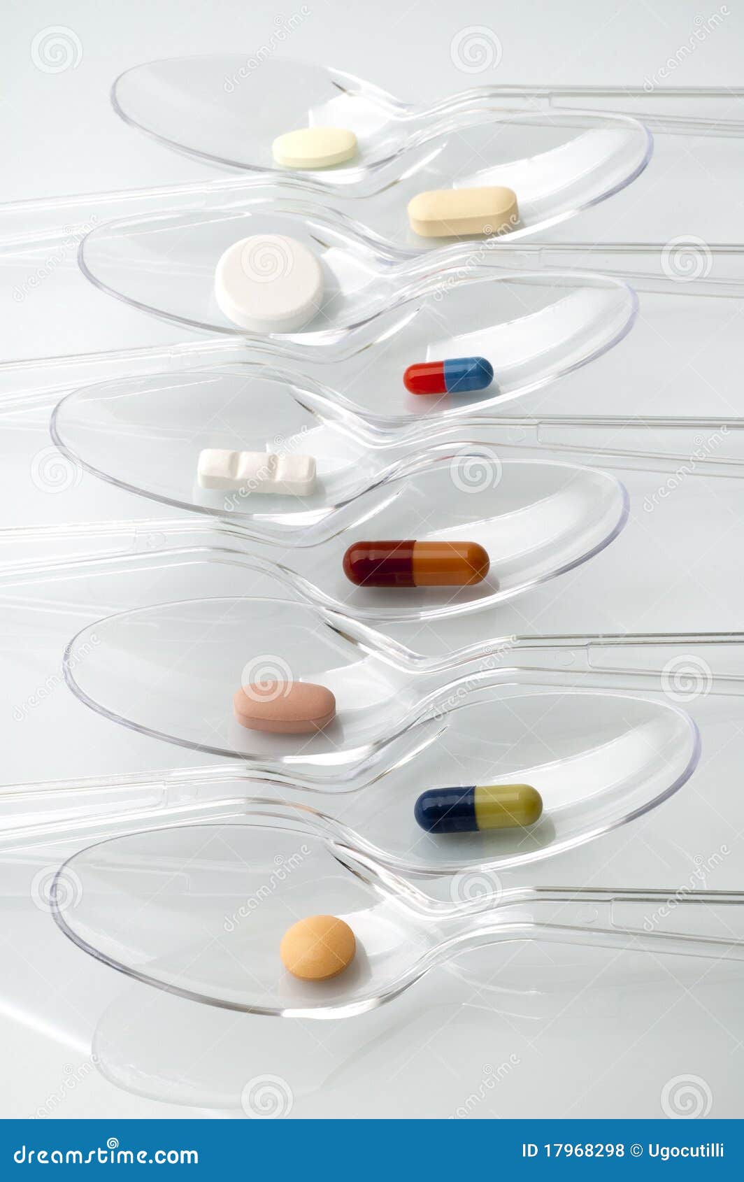 Pillen stockfoto. Bild von tabletten, pillen, apotheke - 17968298