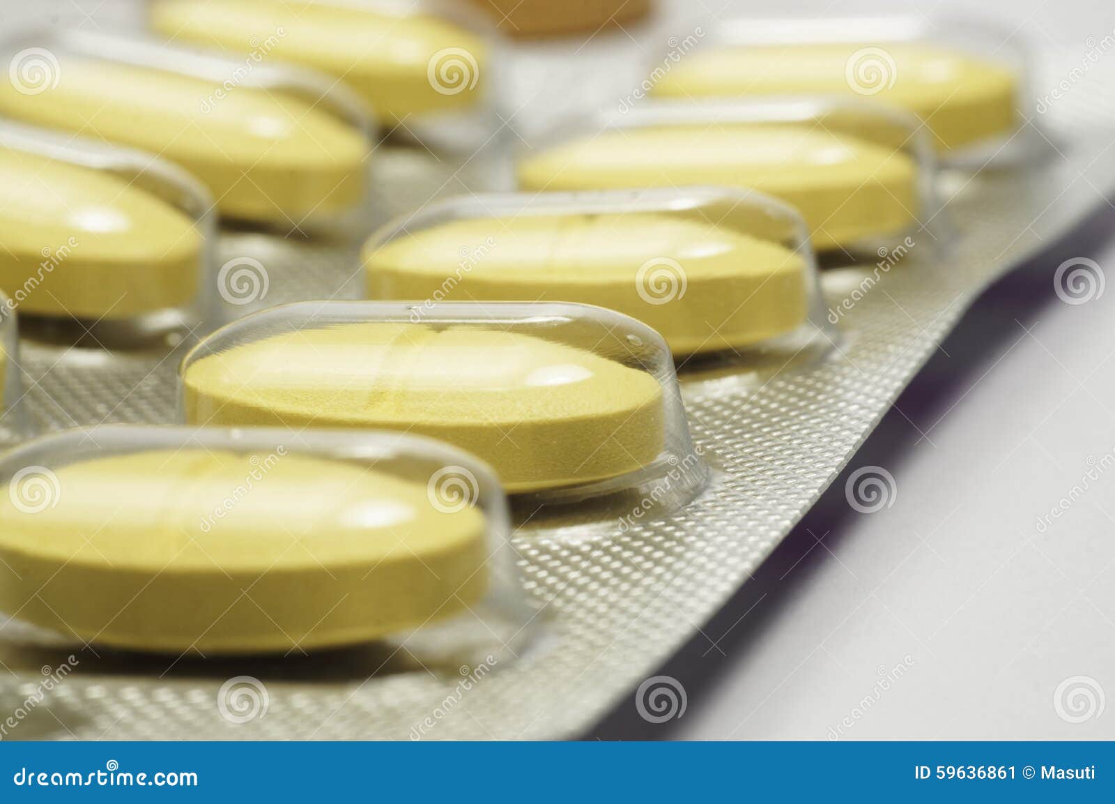 Pillole della medicina immagine stock. Immagine di medicinale - 59636861