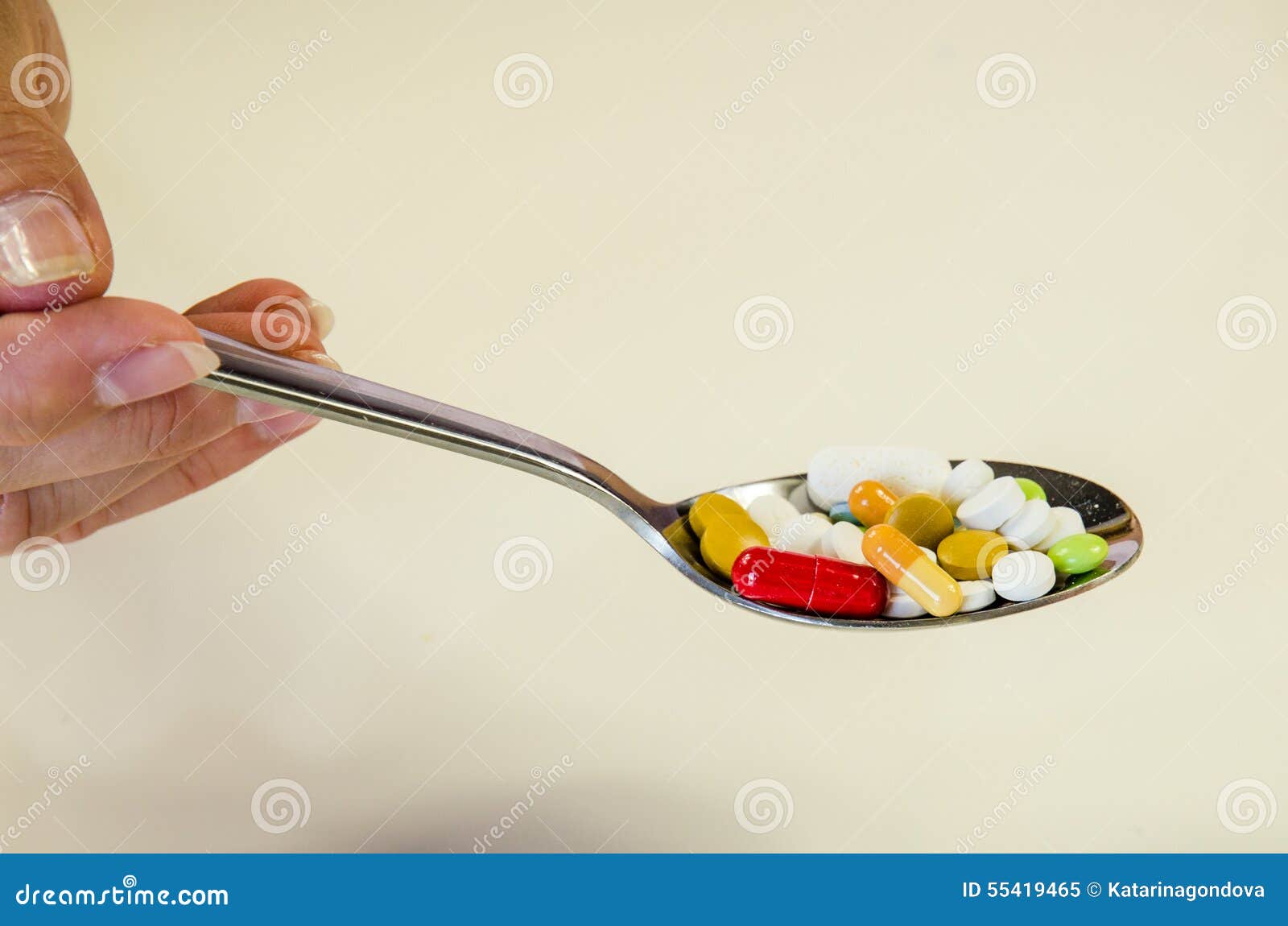 Pills on spoon stock image. Image of expensive, drug - 55419465