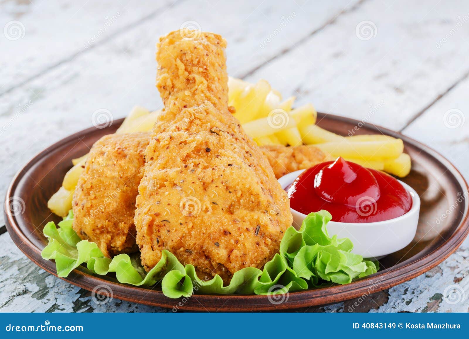 Pilon de poulet pané image stock. Image du cuisine, repas - 40843149