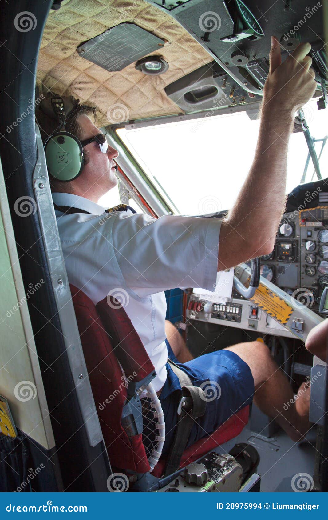 Pilot Operating the Seaplane Editorial Stock Image - Image of pilot ...