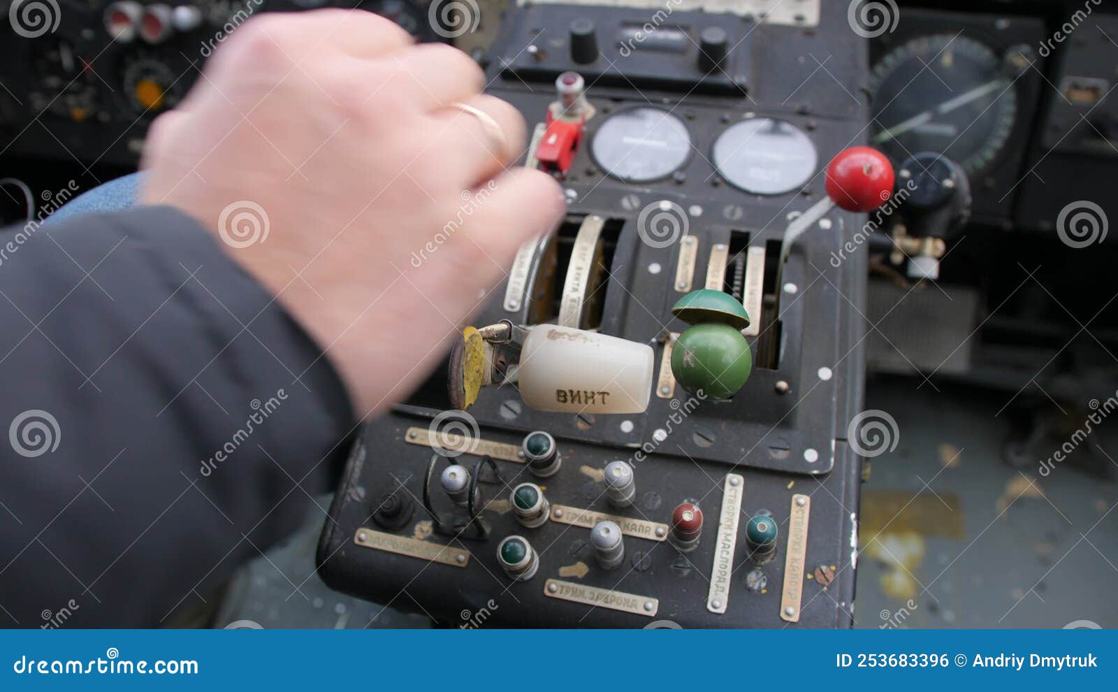 Pilot Push Thrust Lever Handle for Takeoff a Old Plane in the Cockpit ...