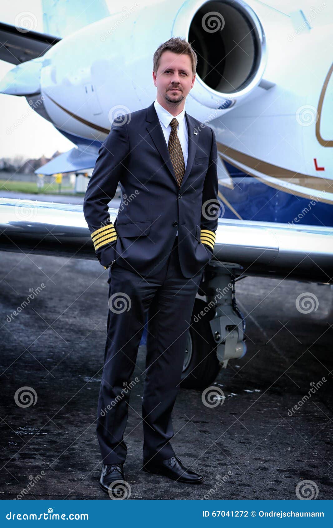 Pilot Standing by the Plane Stock Photo - Image of pilot, engine: 67041272