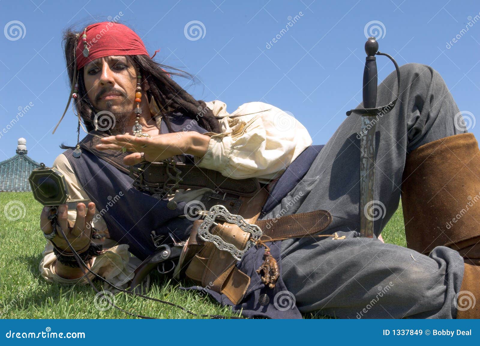 Pilote de pirate image stock. Image du boucanier, pirate - 1337849
