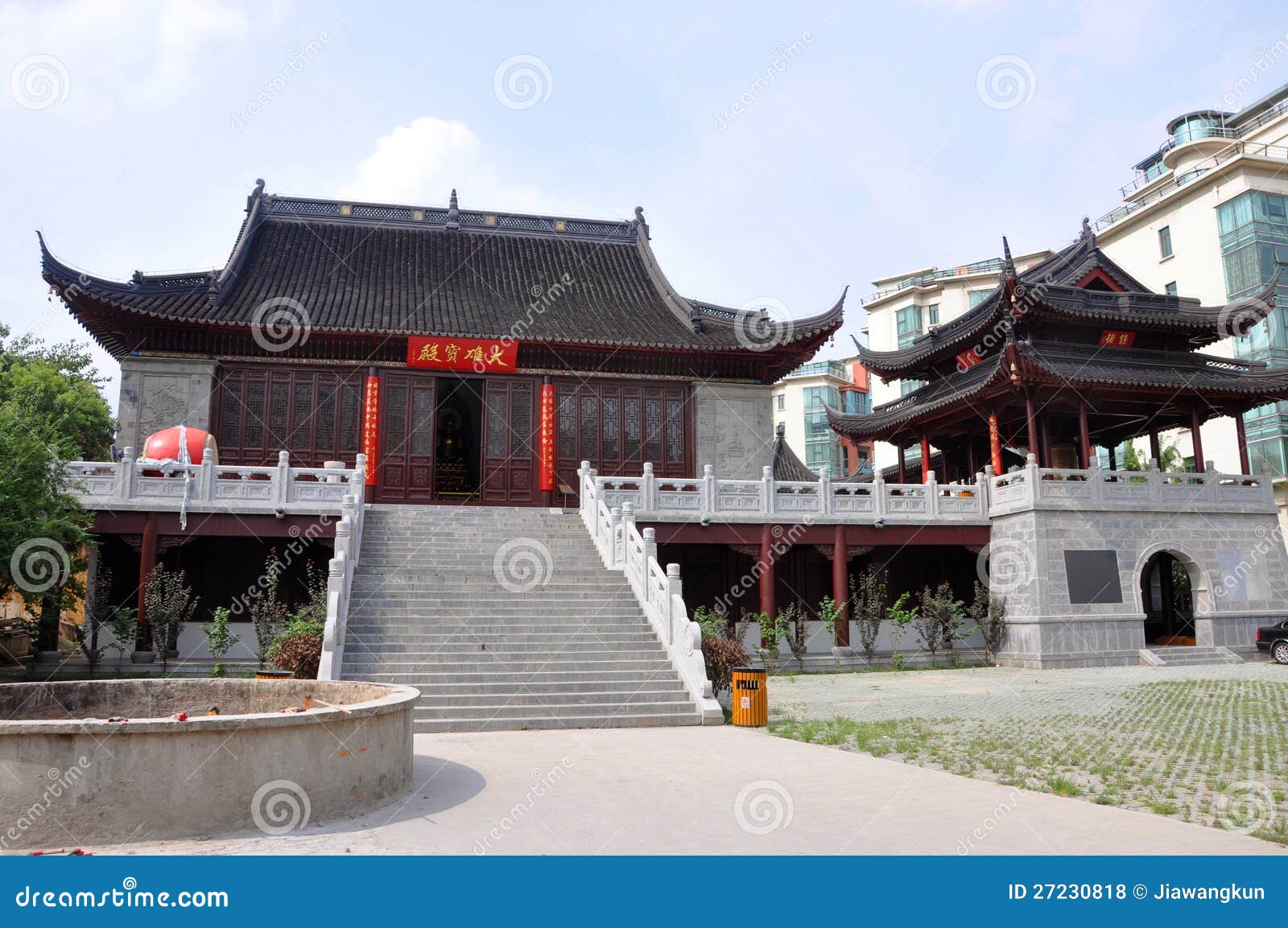 Pilu Temple, Nanjing stock photo. Image of pilu, architecture - 27230818