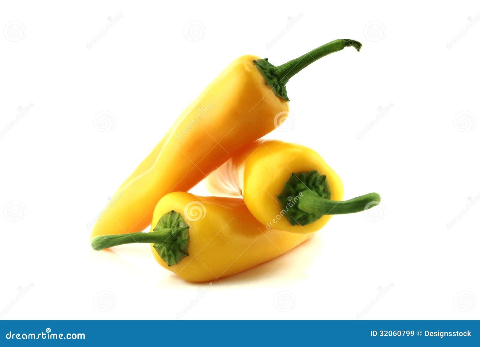 Piment jaune image stock. Image du assaisonnement, nature - 32060799