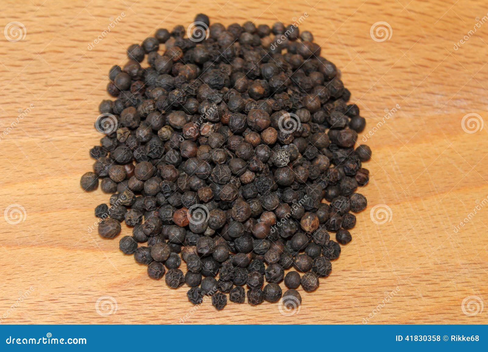 Pimenta preta foto de stock. Imagem de quente, ervas - 41830358