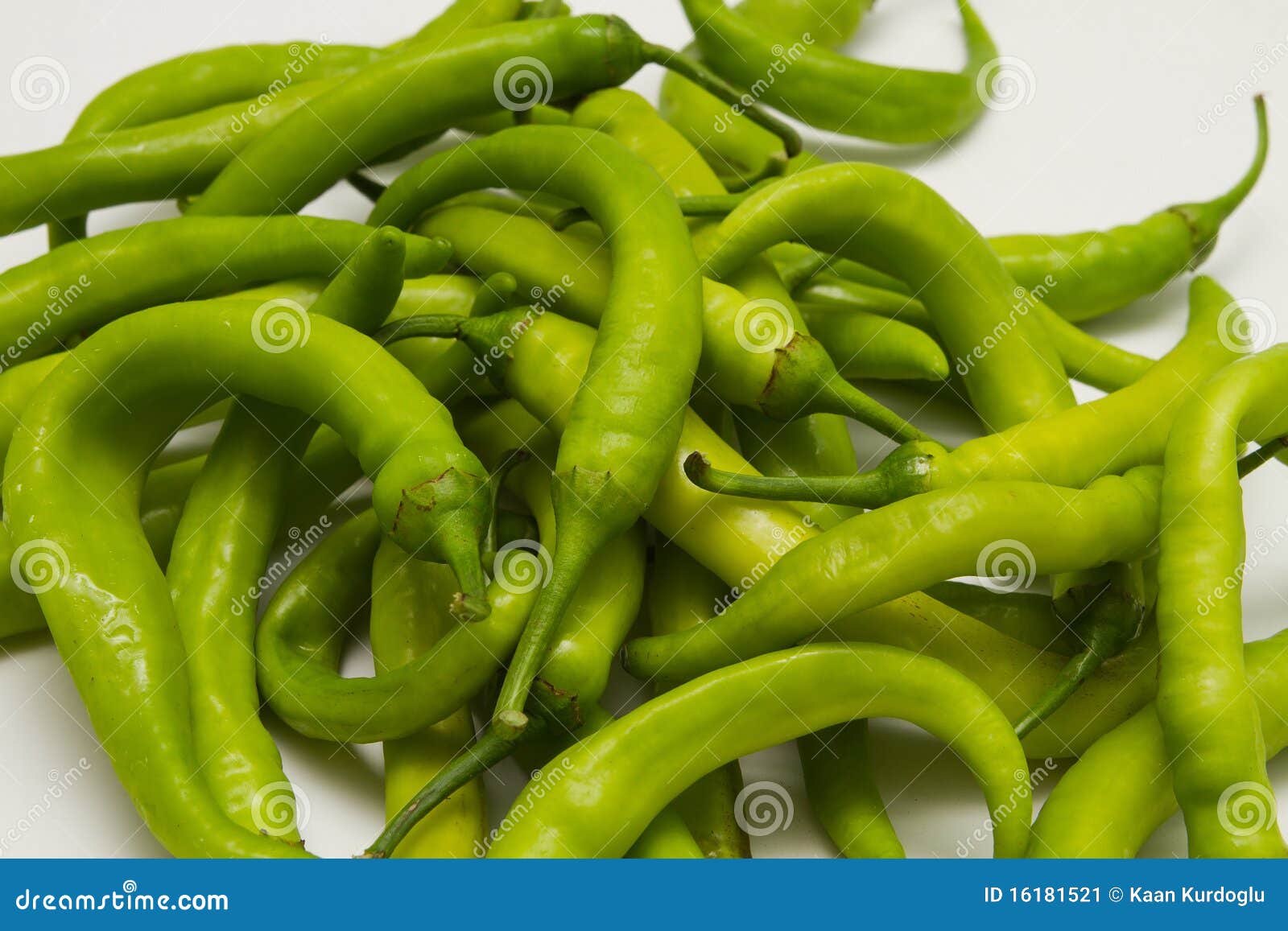 Pimenta verde imagem de stock. Imagem de verde, branco - 16181521