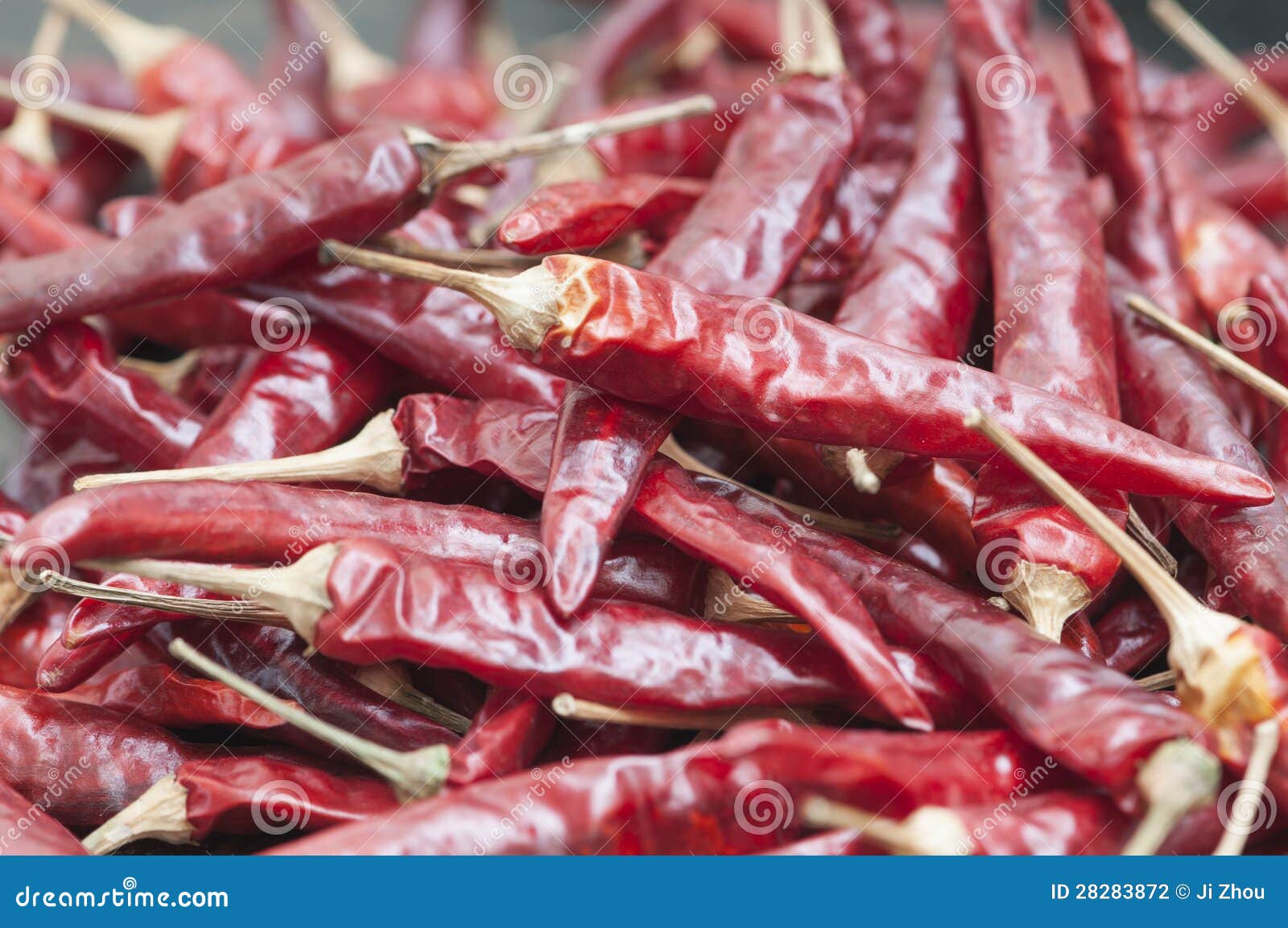 Pimienta roja seca foto de archivo. Imagen de color, pimienta - 28283872