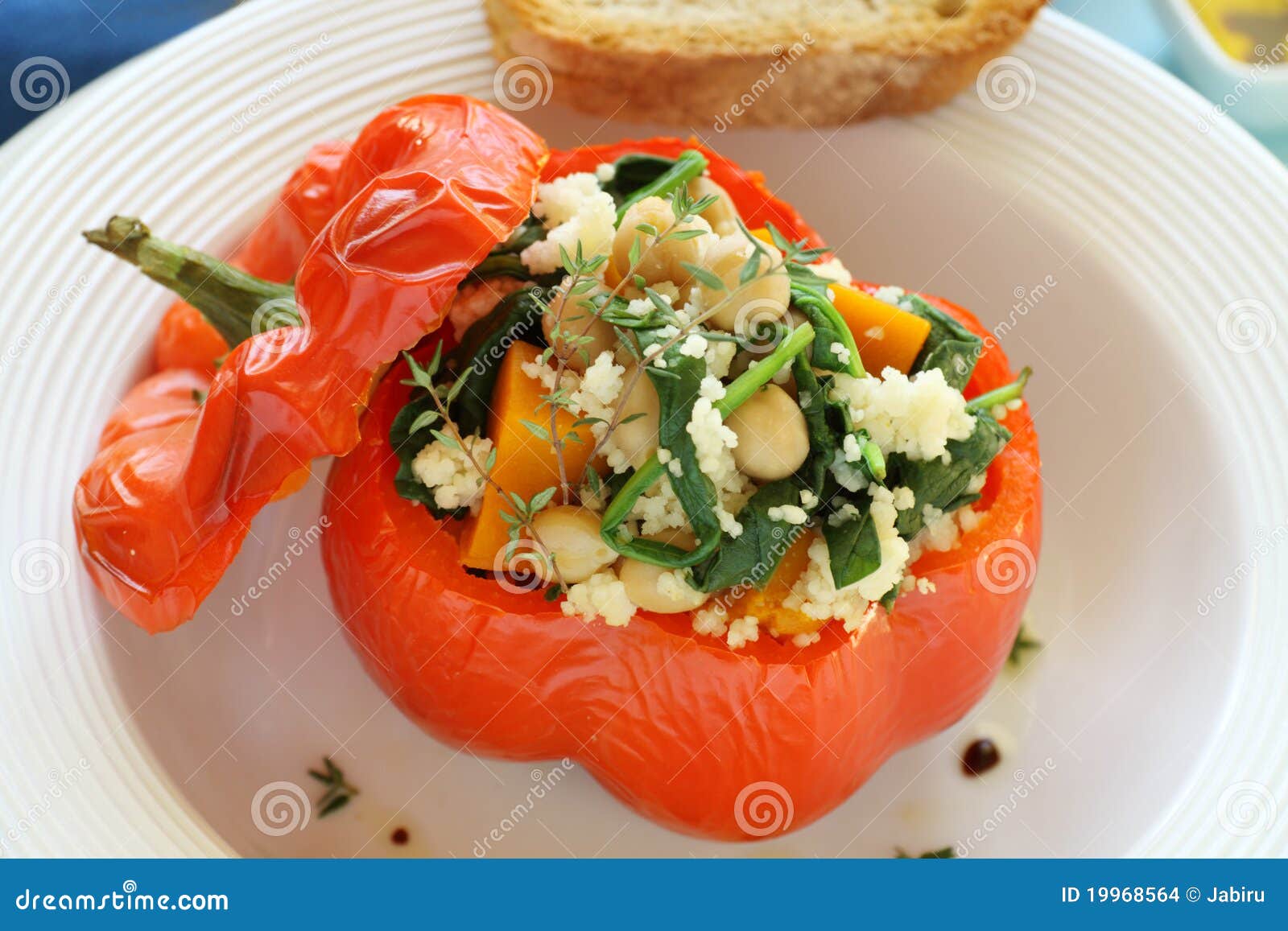 Pimiento relleno asado foto de archivo. Imagen de alimento - 19968564