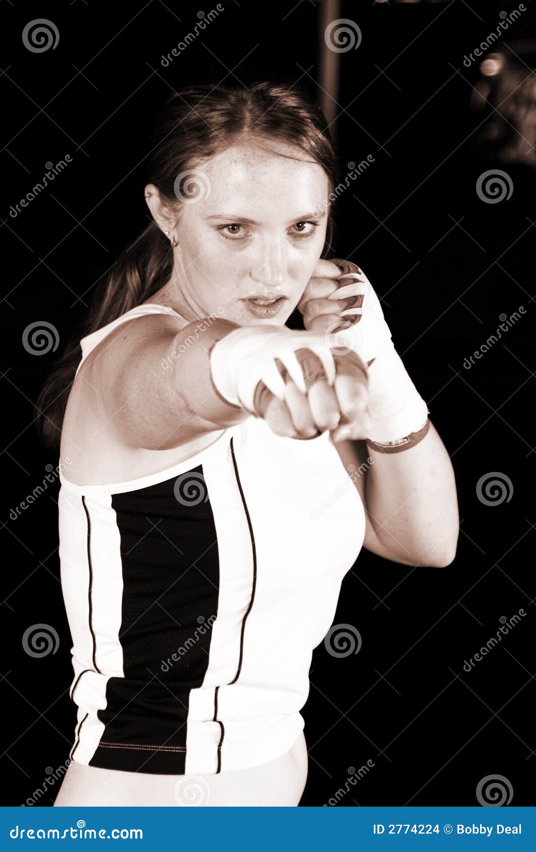 Pinchazo correcto foto de archivo. Imagen de mezclado - 2774224