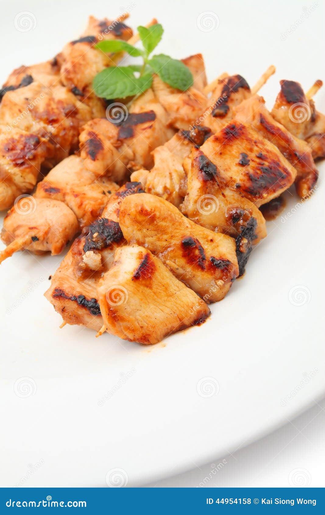 Pincho adobado del pollo foto de archivo. Imagen de brocheta - 44954158