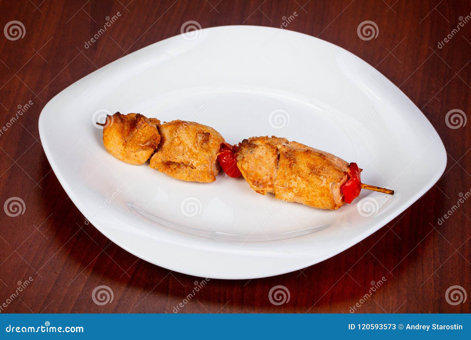 Pincho asado del pollo imagen de archivo. Imagen de aperitivo - 120593573