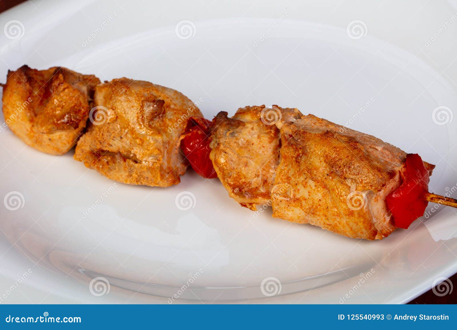 Pincho asado del pollo imagen de archivo. Imagen de barbacoa - 125540993