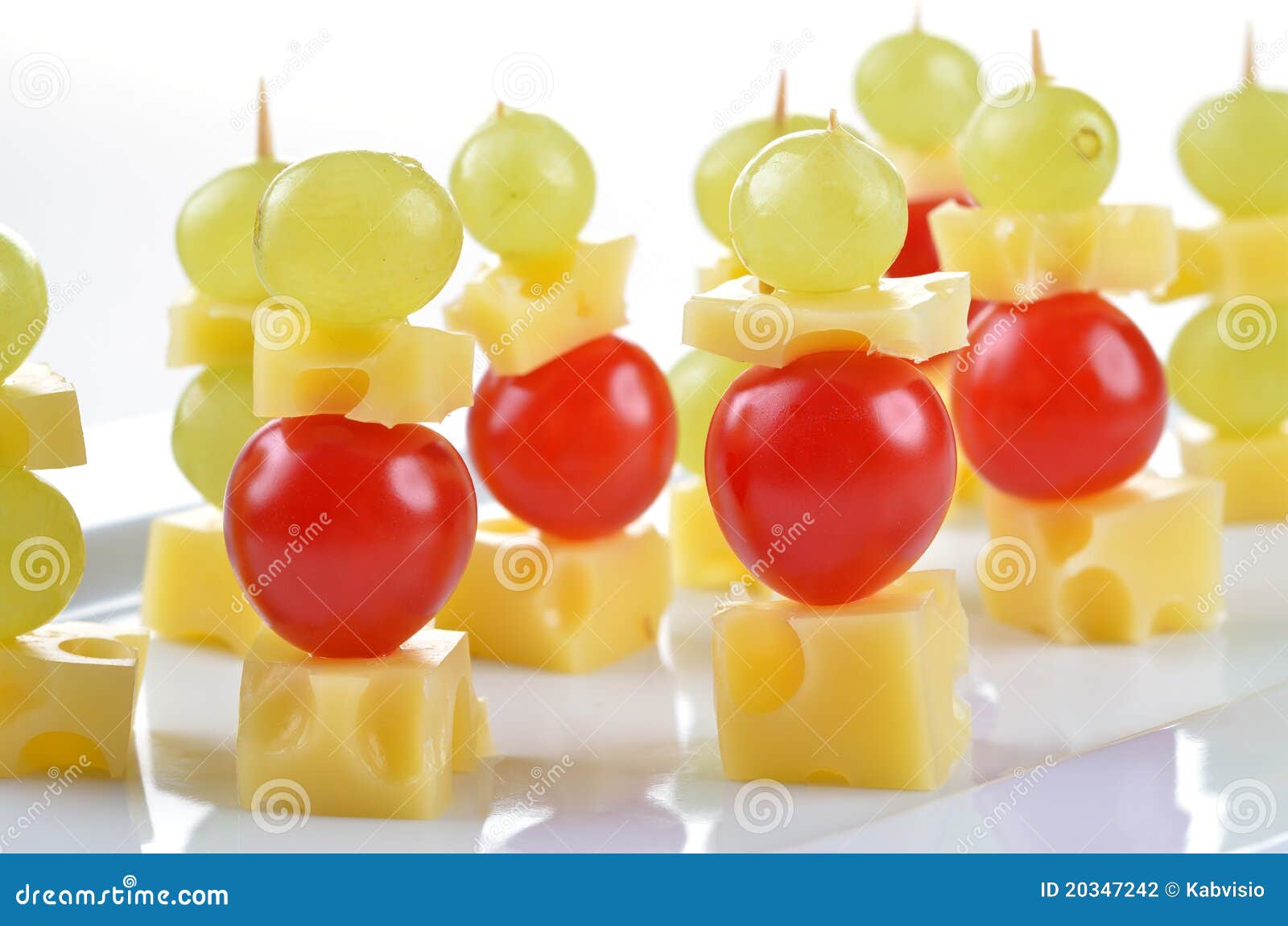 Pincho del queso foto de archivo. Imagen de cena, coctel - 20347242