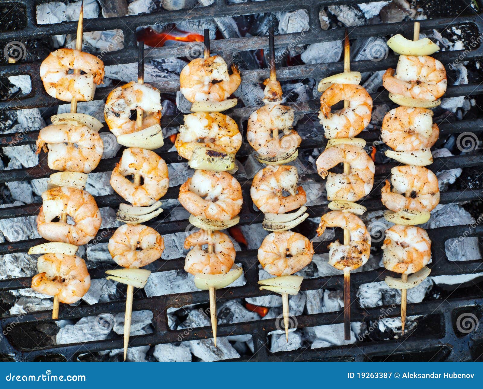 Pinchos de la gamba imagen de archivo. Imagen de cena - 19263387
