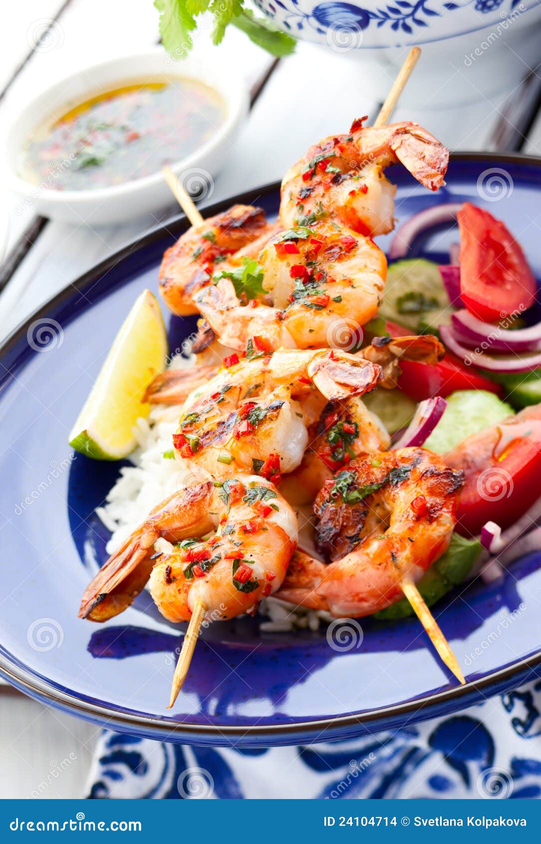 Pinchos de la gamba foto de archivo. Imagen de grilled - 24104714