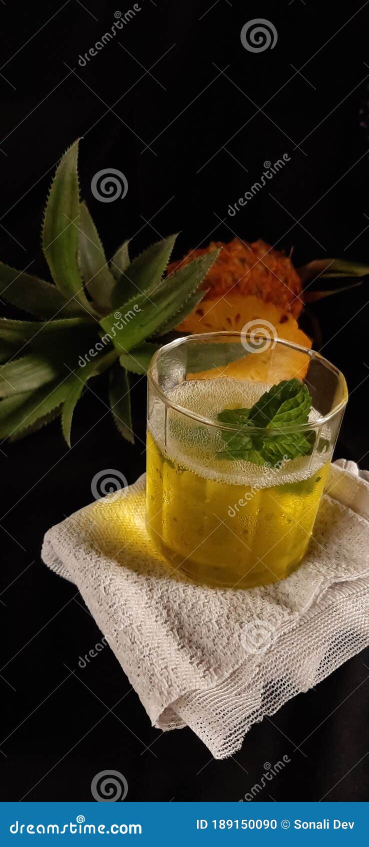 Pineapple Juice with Foam . Stock Photo - Image of drink, fruit: 189150090