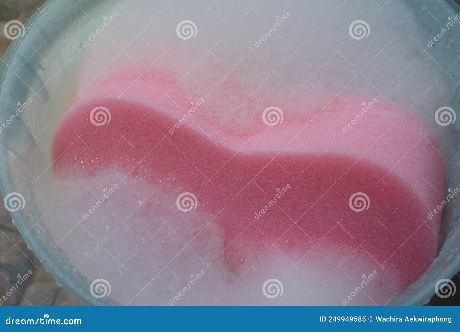 Pink Cleaning Sponge in Bucket with Soapsuds Stock Image - Image of ...