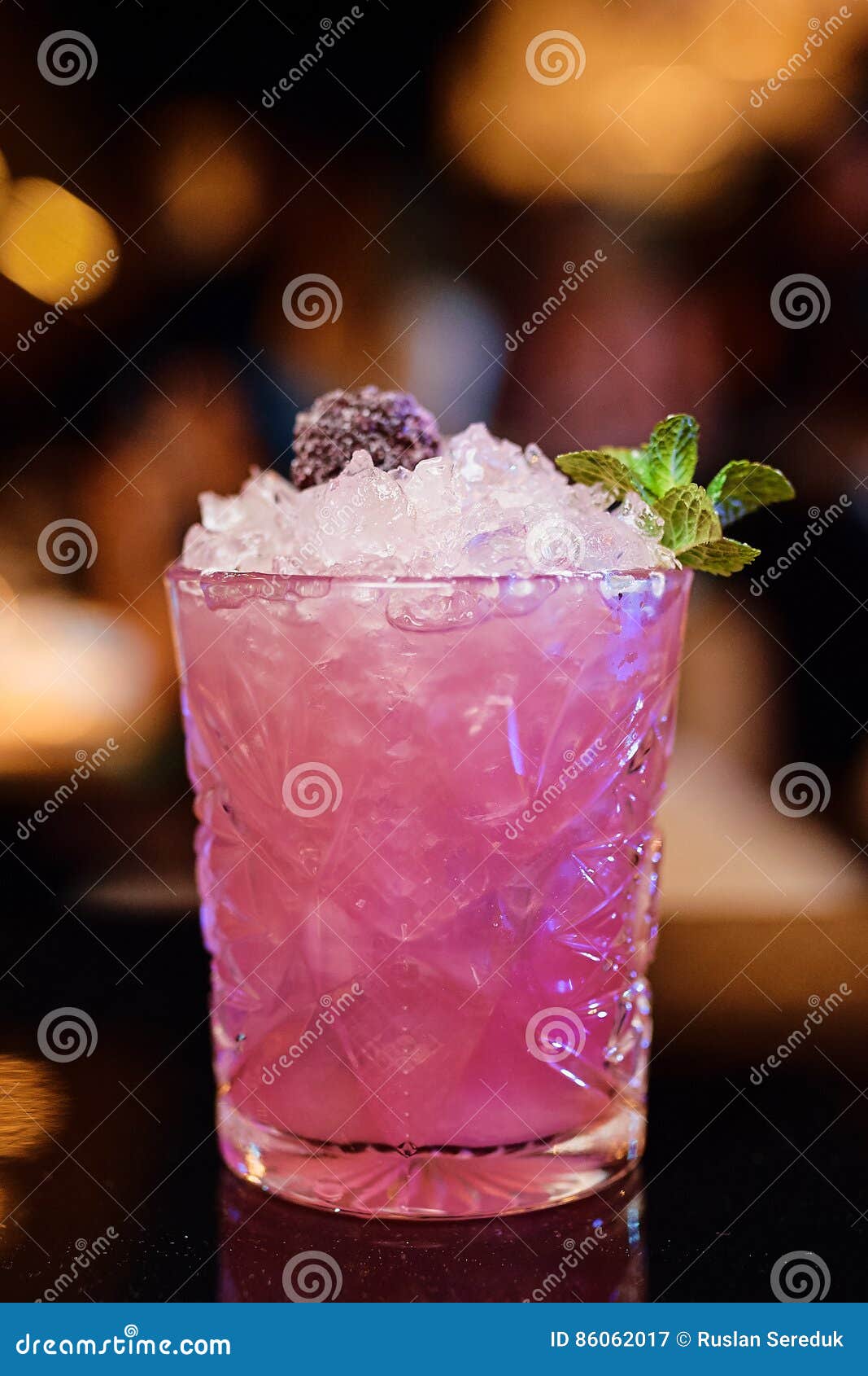 Pink cocktail at the bar stock image. Image of fluid - 86062017