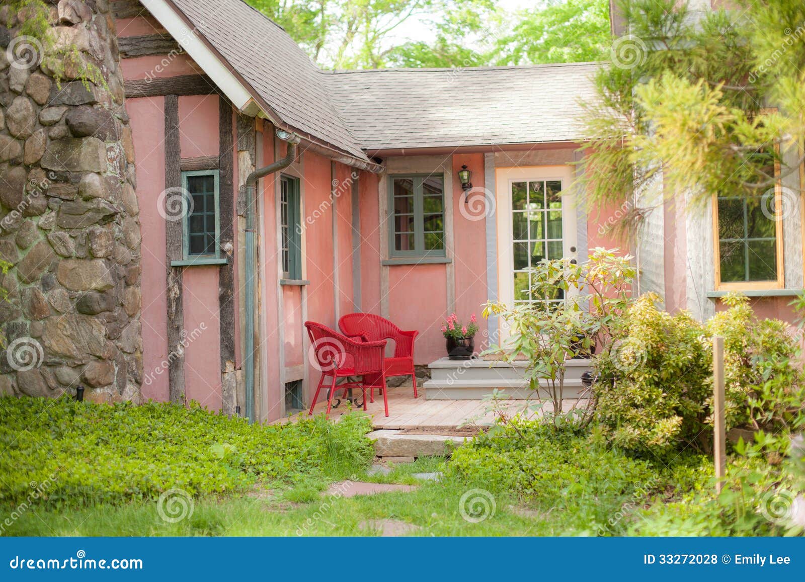 Pink Cottage Porch stock photo. Image of stucco, antique - 33272028